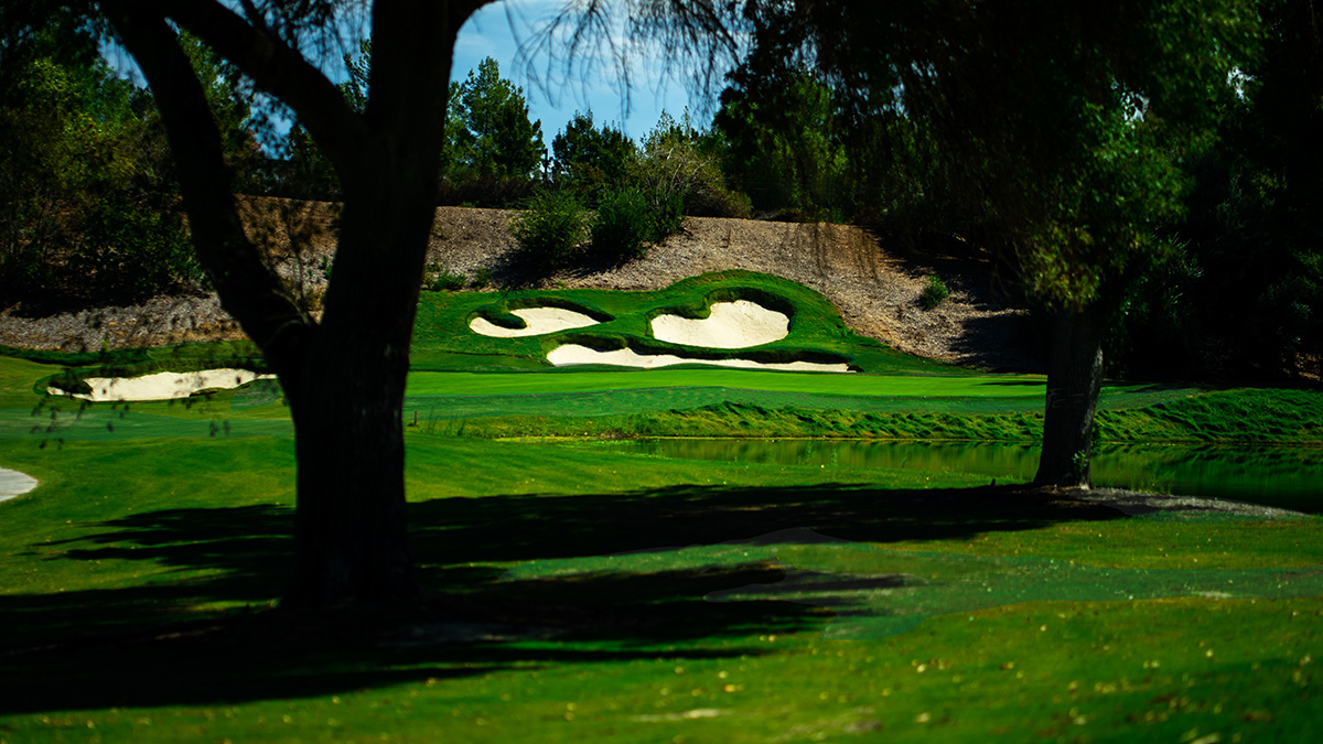 VALENCIA COUNTRY CLUB UNVEILS RENOVATED GOLF COURSE - Arcis Golf